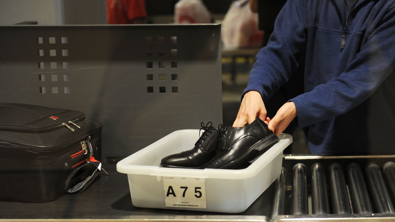 TSA lifts shoe removal rule nationwide