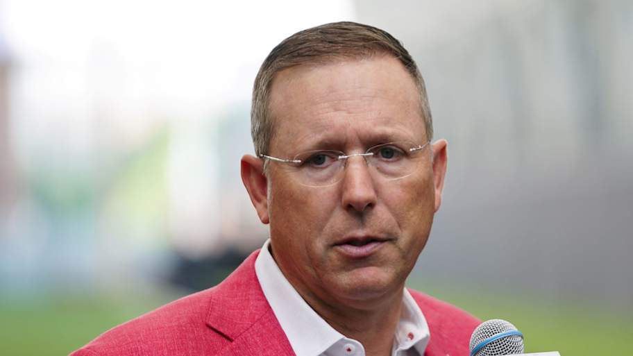 Scott Satterfield Reveals Bearcats New Starting Offensive Line For 2025 ...