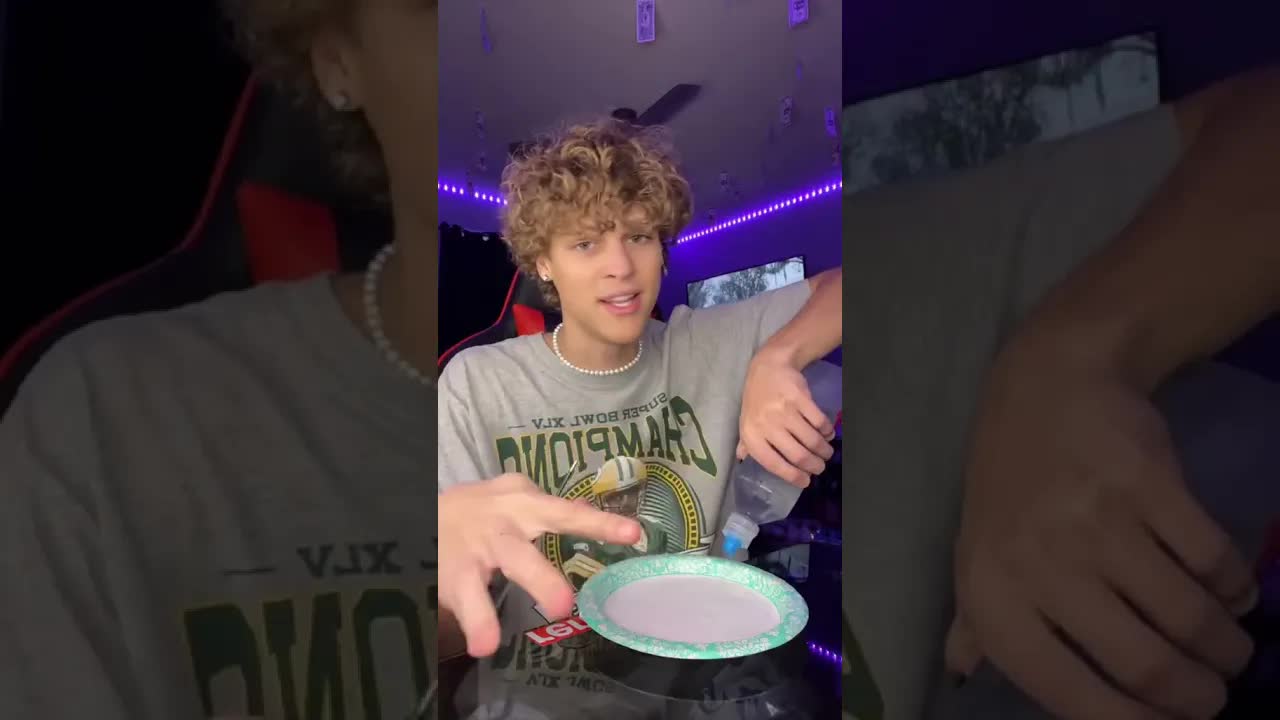 logan micke: testing the magic pen trick