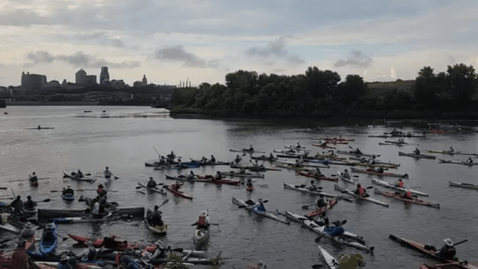 Twentieth annual MR340 begins race on Missouri River from Kansas City ...