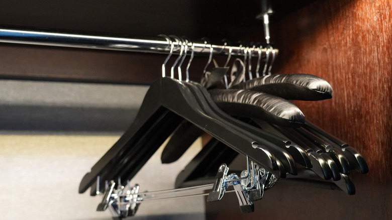 Potential Downsides To Know Before Using Metal Closet Rods