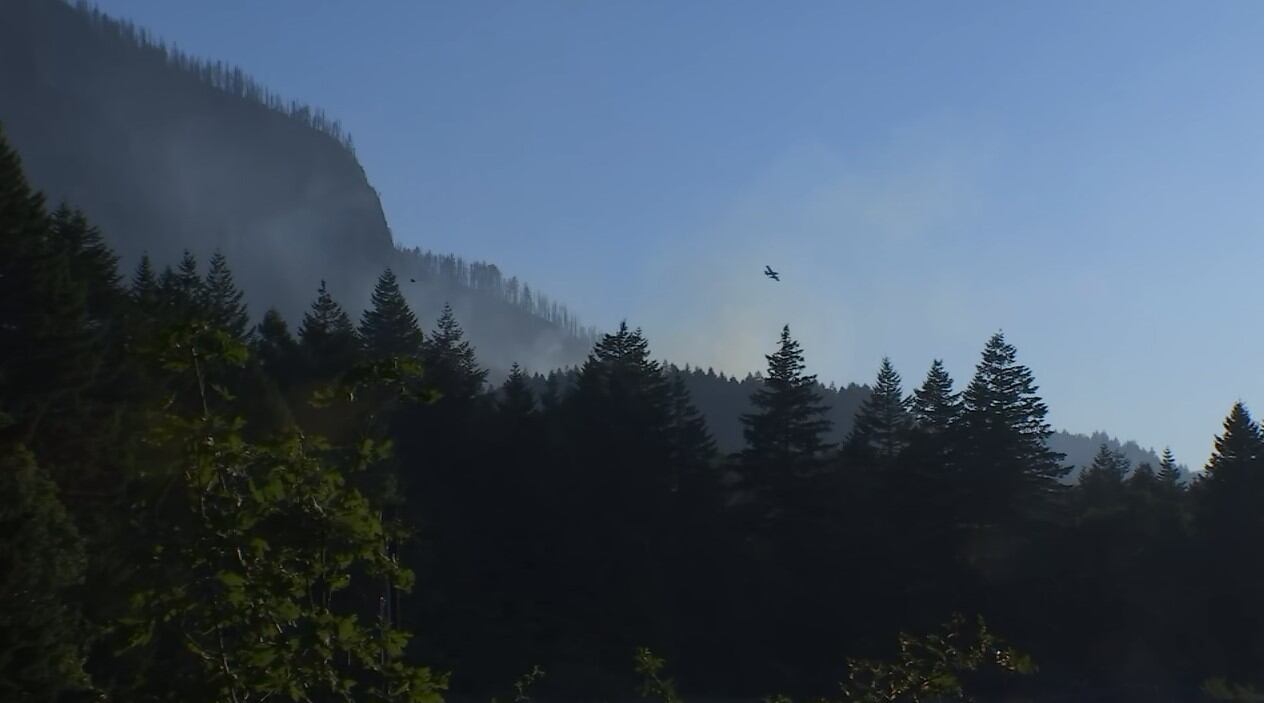 Evacuation levels lifted for Wyeth Fire in Columbia River Gorge