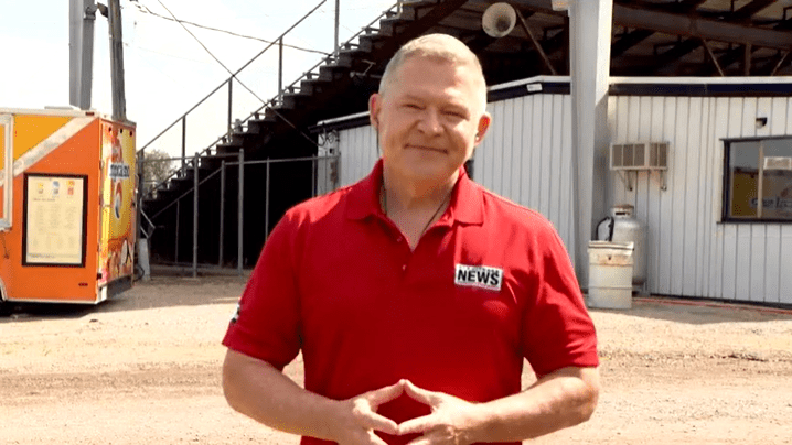 Watch Wayne Hart at the White County Fair