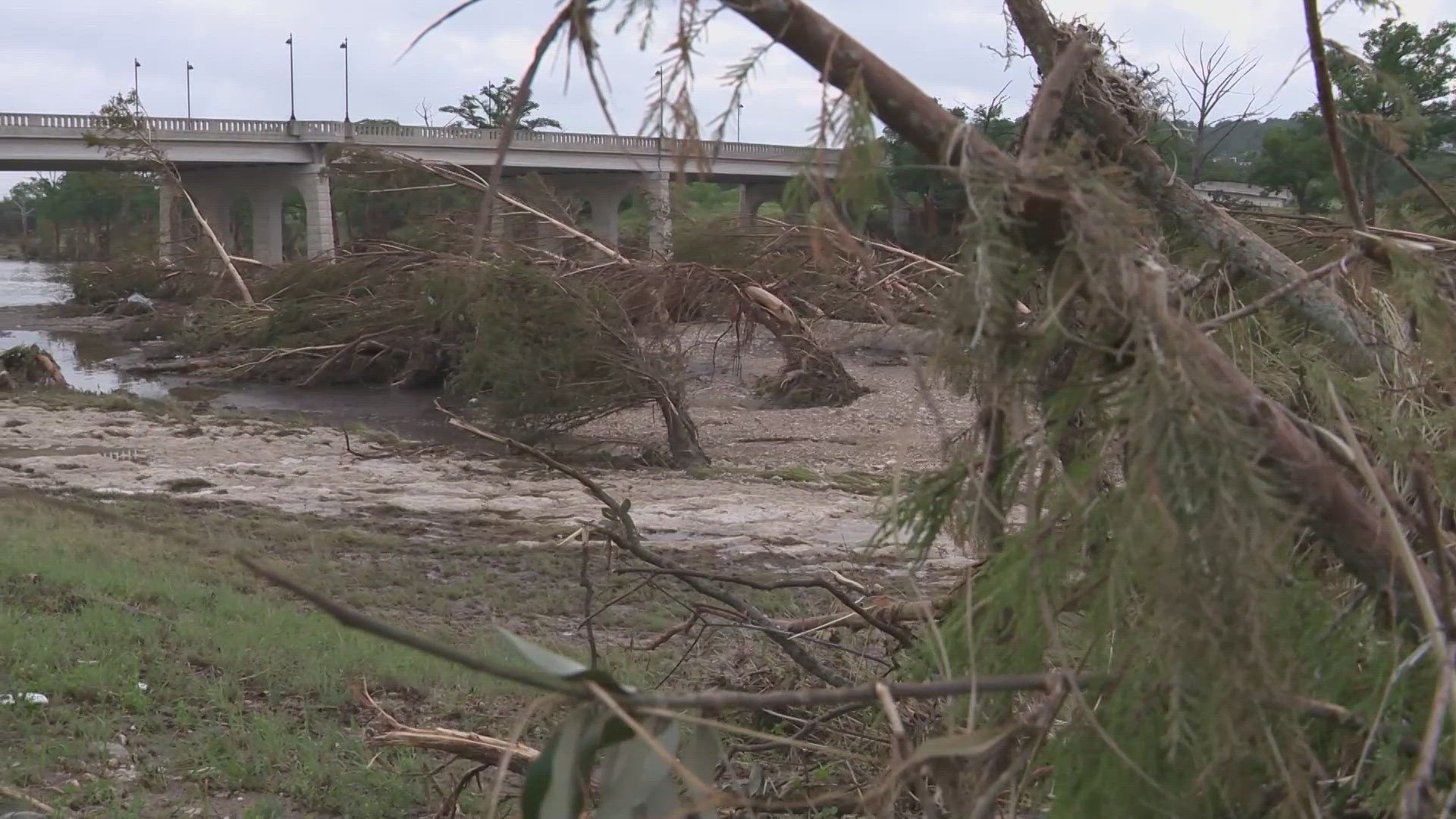 Woman mourns loss of friends, neighborhood devastation after deadly ...