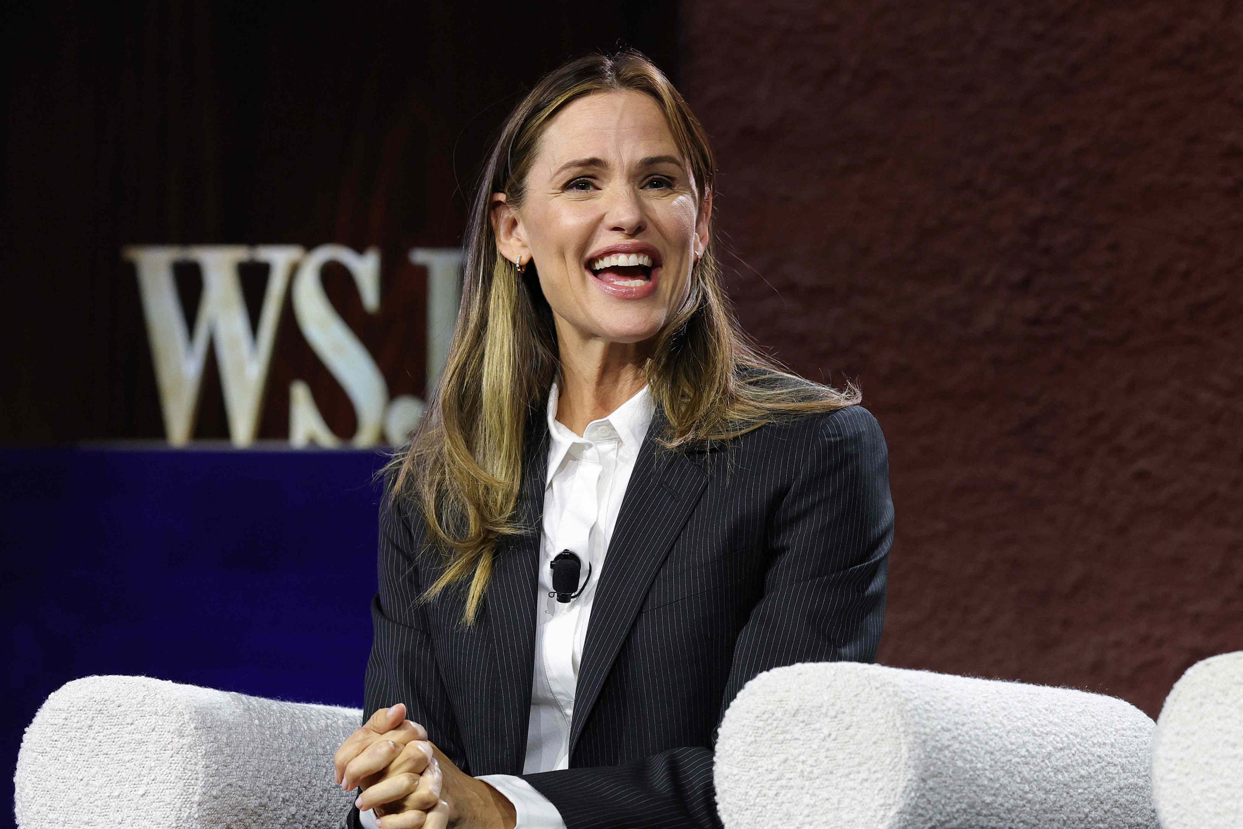 Jennifer Garner’s Stylish Hat Looks Just Like This $26 Amazon Best-Seller