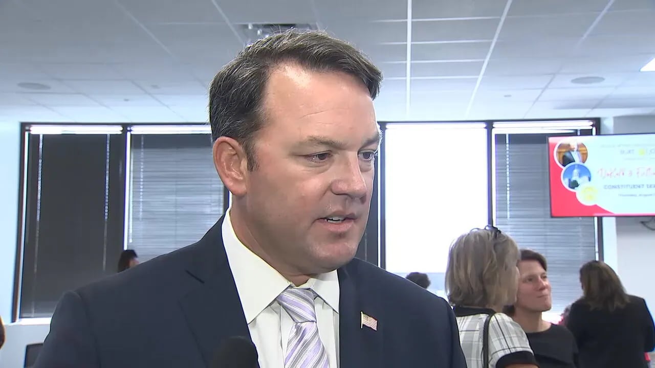 Lt. Gov. Burt Jones announces run for governor