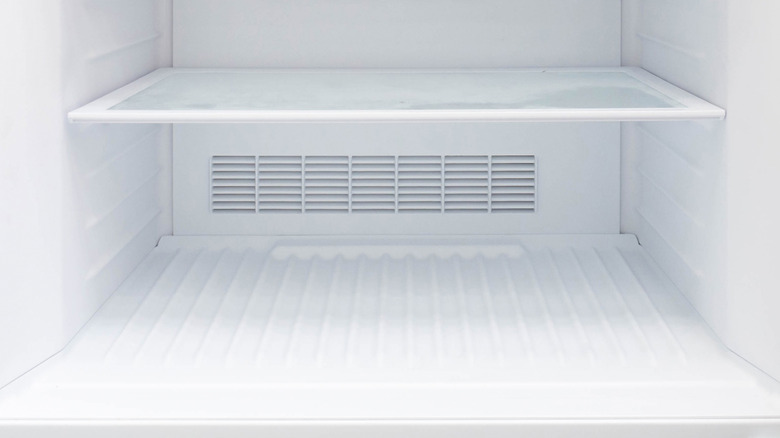 Here's How Those Ridges At The Bottom Of Your Freezer Can Be Used To ...