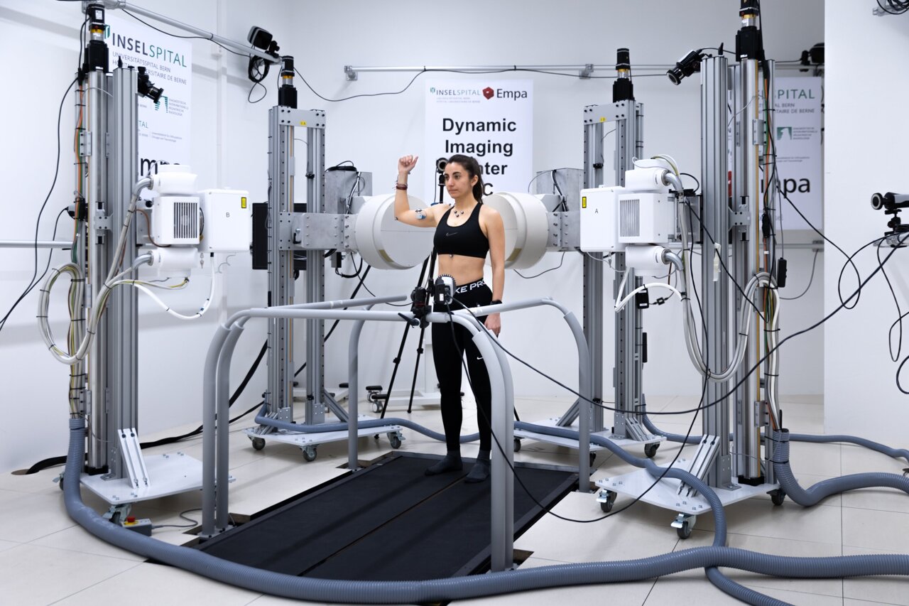 X-ray analytics in motion: Dynamic 3D diagnosis for unstable shoulders