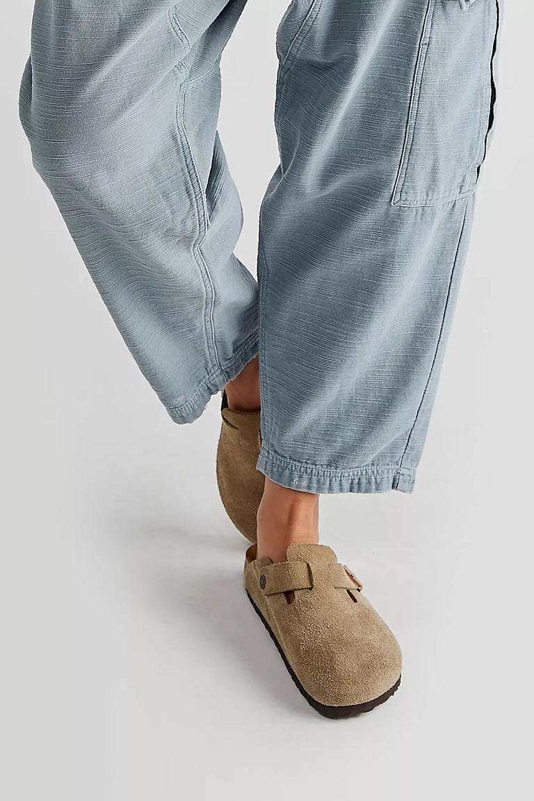 How to Style Birkenstock Boston Clogs Like Fashion Person