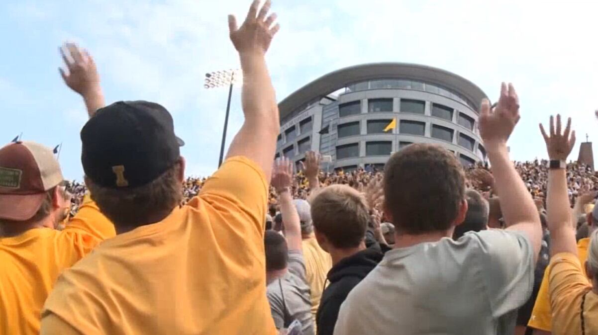 Singer of iconic song played during the Iowa Wave impacted by Texas floods