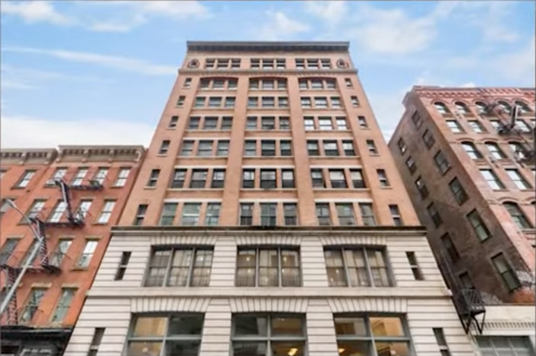 Design Details We PRAY American Love Story Gets Right About JFK Jr ...