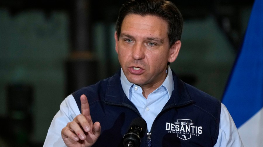 LIVE: DeSantis holds press conference in Fort Denaud