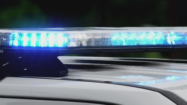 6 killed, 19 hurt in Chicago weekend shootings, police say