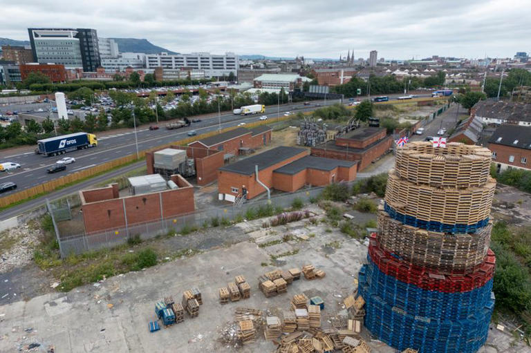 Belfast bonfire latest as DUP launches bid to stop removal