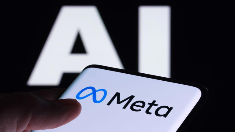 Apple executive departs for Meta amidst AI talent battle