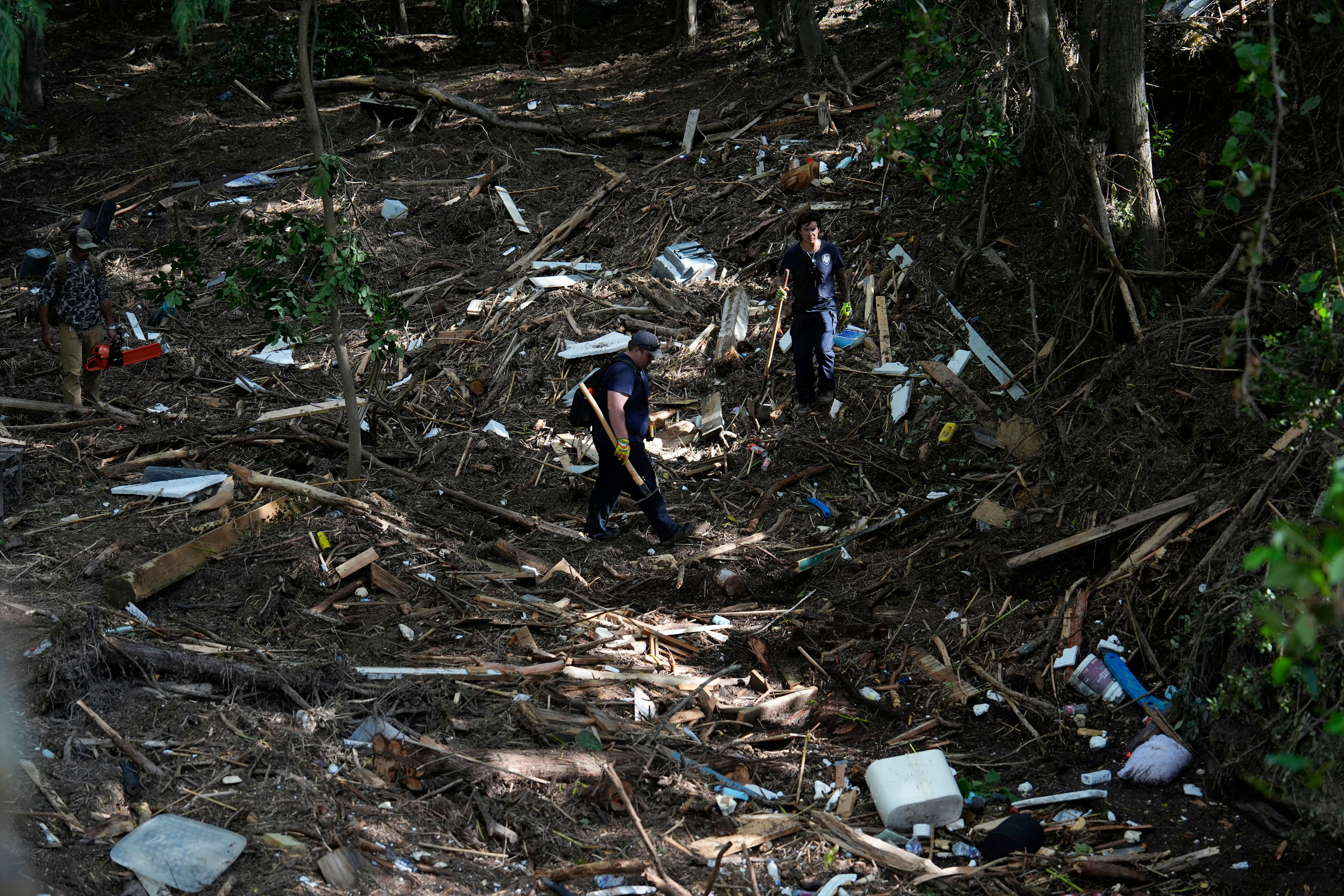 Texas governor says more than 160 people are still missing after deadly ...