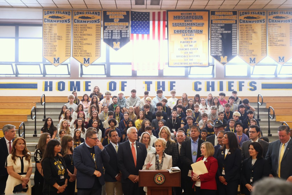 Long Island school district slapped with federal probe over plan to ...