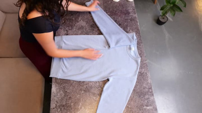 Consejos profesionales para doblar ropa rápidamente y de manera ordenada
