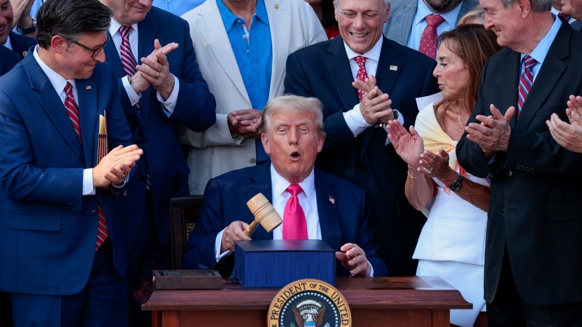 Trump's disapproval rises among Middle Class