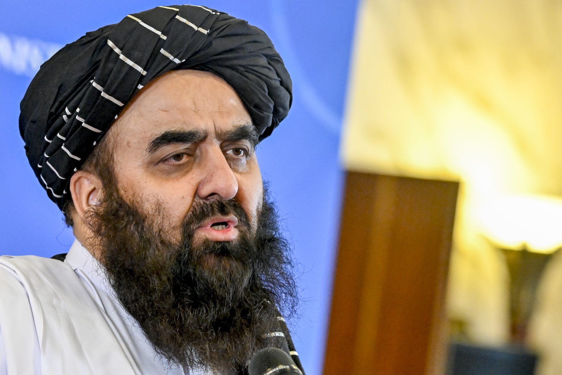 La Russia è il primo Paese a riconoscere ufficialmente il regime ...