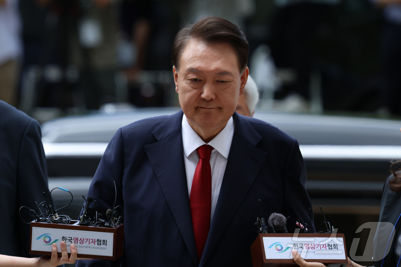 내란 특검 '尹 영장 위해 PPT 178장' vs 김계리 "우리도 밤새워 준비"