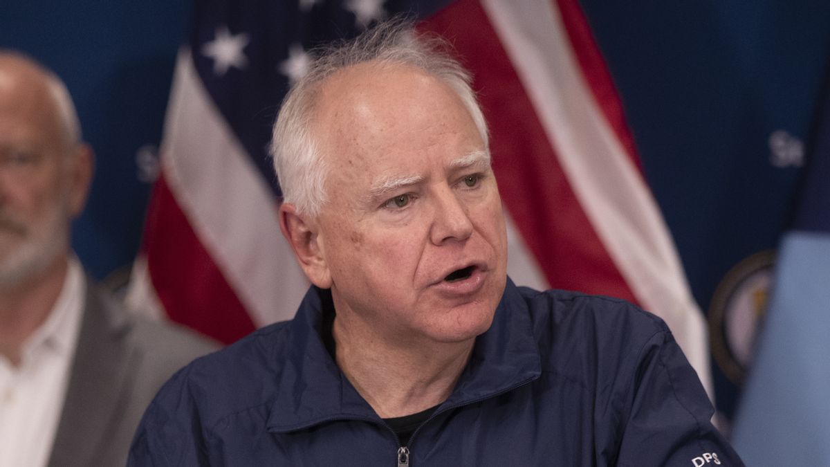 Breaking down claim Walz administration hired convicted felon for high ...