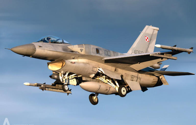 Πολωνία: Απογειώθηκαν εσπευσμένα μαχητικά εν μέσω αεροπορικών επιδρομών ...