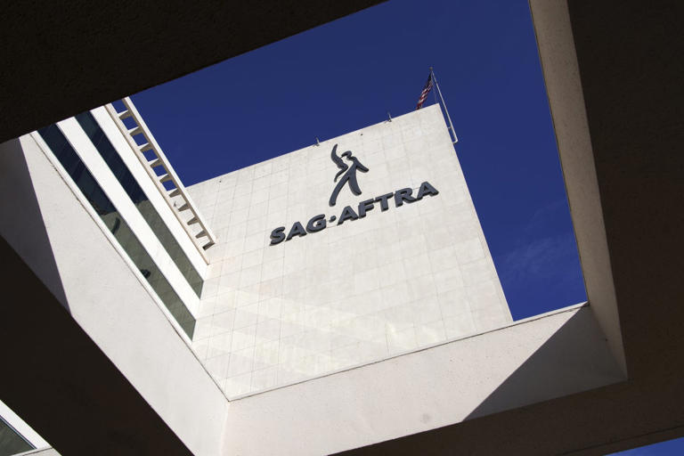 Sean Astin set to run for SAG-AFTRA president