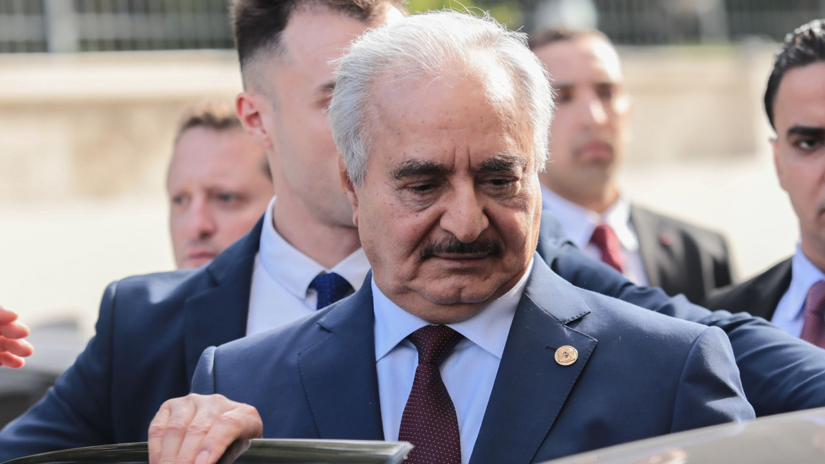 Το παρασκήνιο της «πόρτας» Χαφτάρ στους Ευρωπαίους - Τα επόμενα βήματα ...