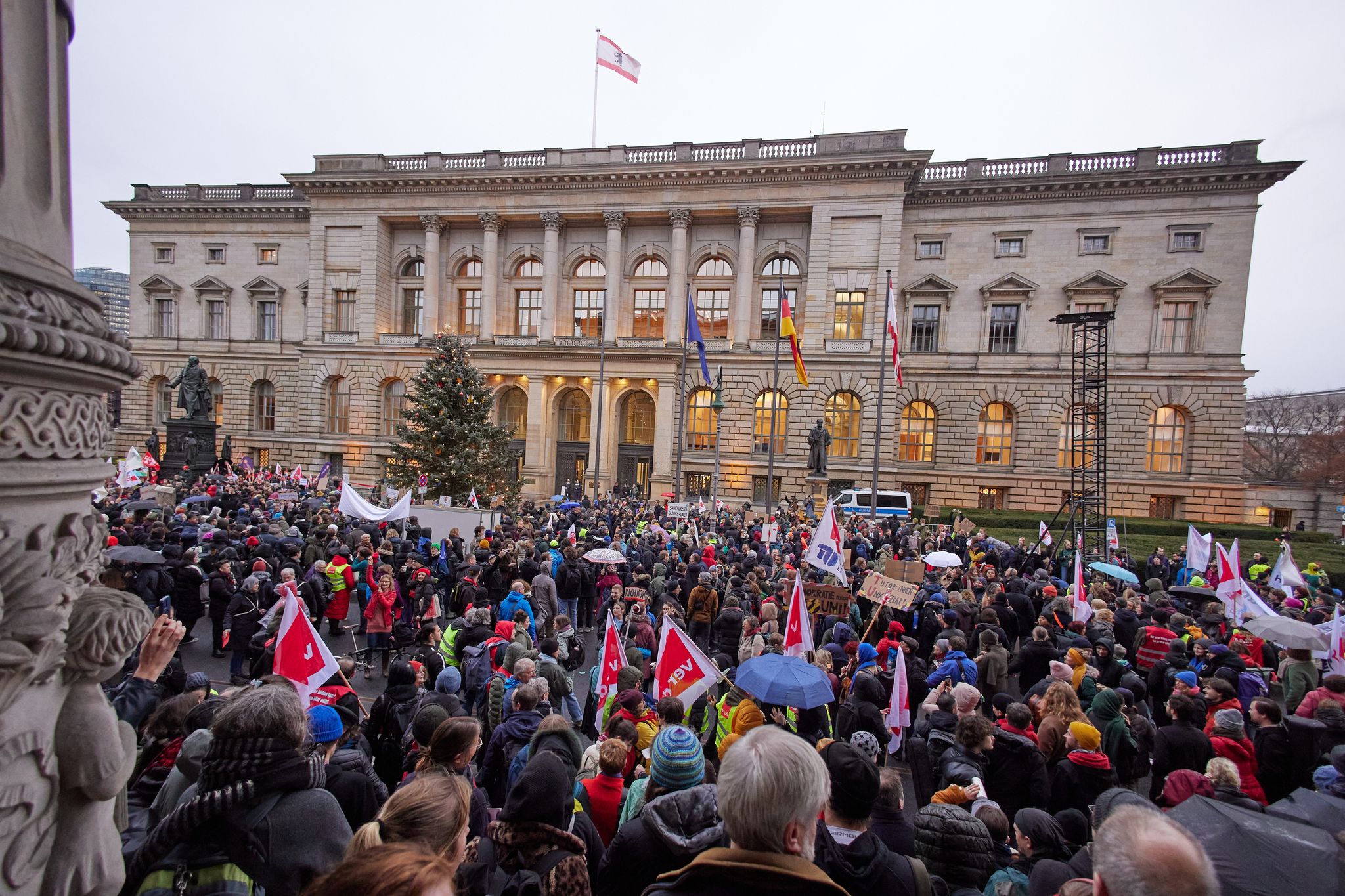 Offener Brief gegen geplante Kürzungen in der Wissenschaft