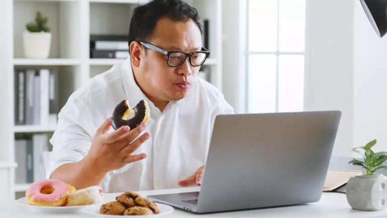 Colon cancer sees alarming rise in young adults; Scientists blame this ...