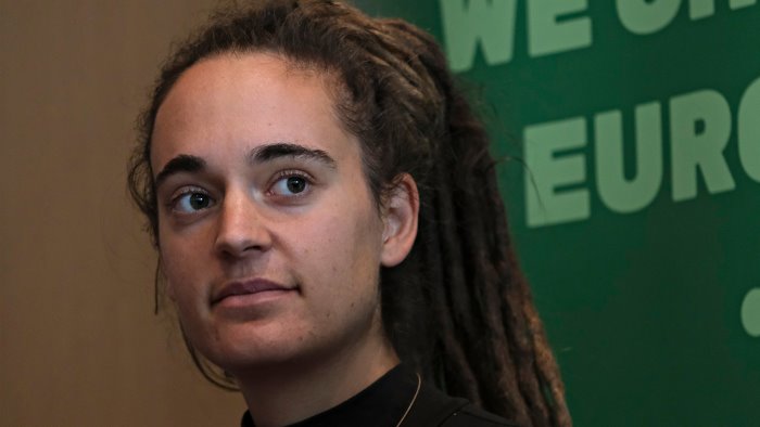 Carola Rackete lascia il Parlamento europeo
