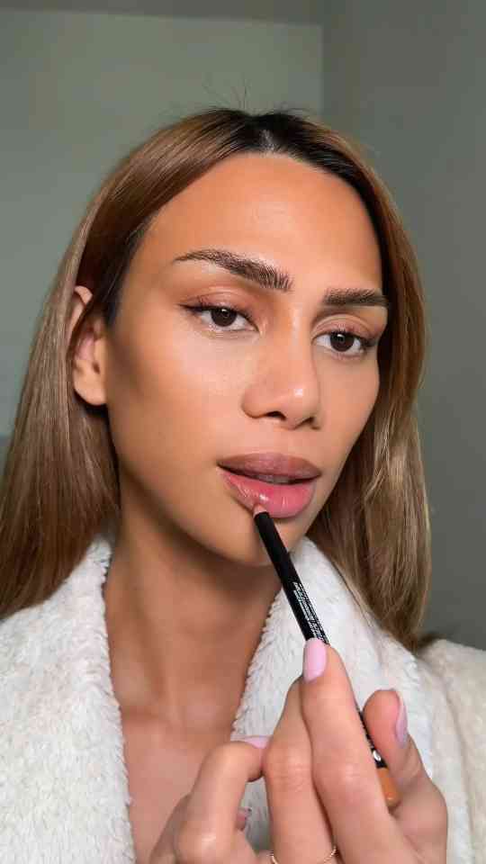Natural Glam Makeup Tutorial with Simple Tips