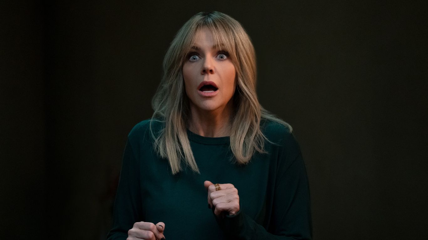 "Always Sunny" returns tonight for 17th season