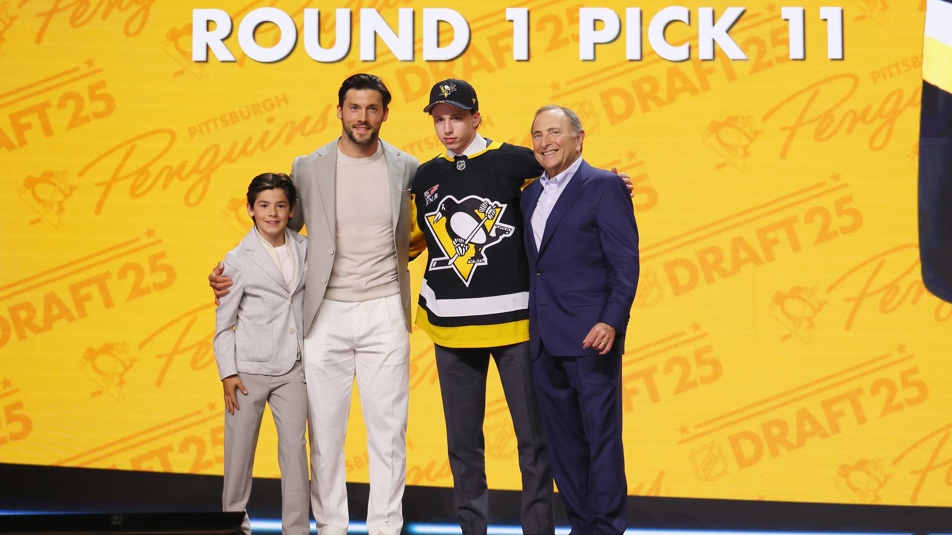 Penguins sign 2025 first-round pick Ben Kindel to entry-level contract