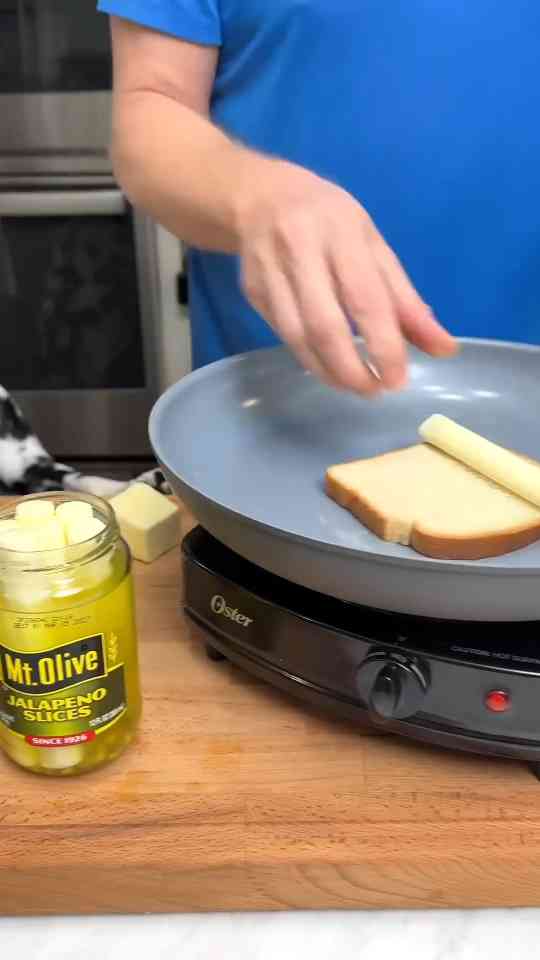 The Best Way to Make a Grilled Cheese Sandwich