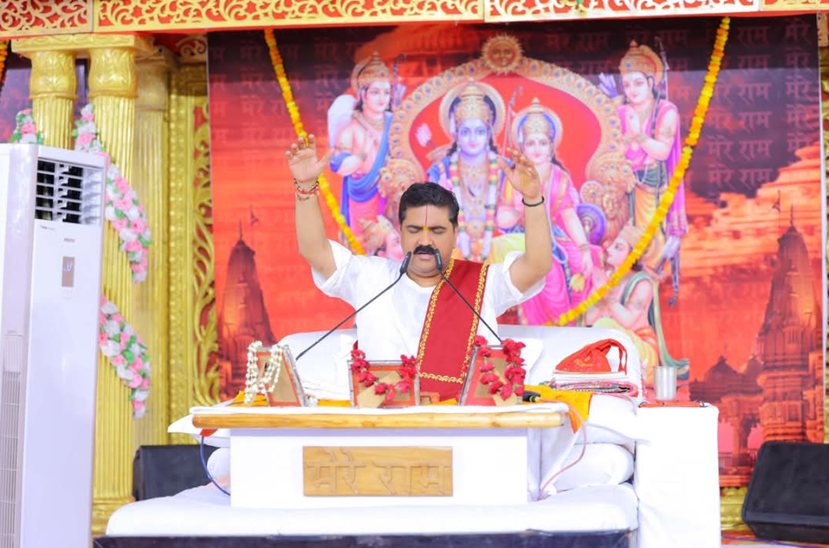 'Ay ji Mangal bhawan amangal haari': Who is the viral bhajan guru ...