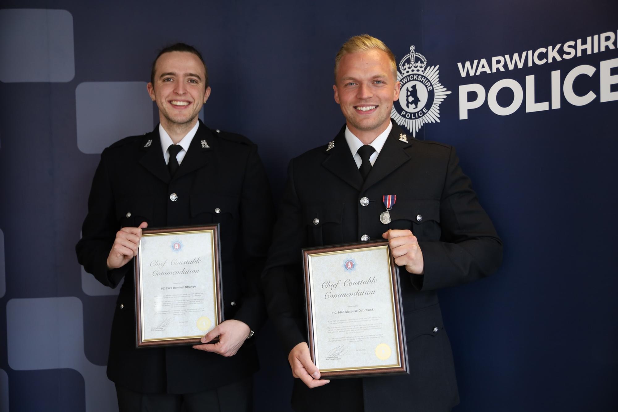 Bravery awards for two Rugby PCs who dragged man from burning car ...