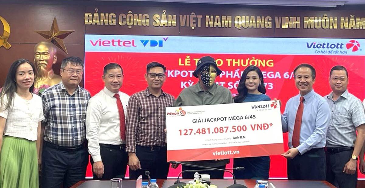 Trúng Vietlott hơn 127 tỷ đồng, thanh niên ở TPHCM tiết lộ bí mật dãy số lạ