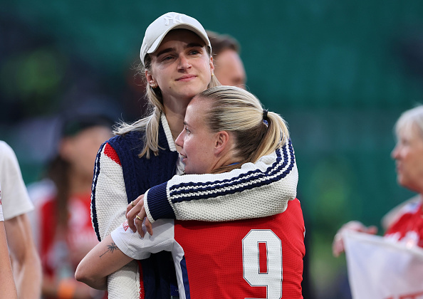 Beth Mead set to face partner in must-win England game