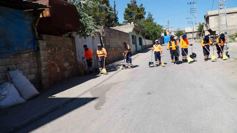 Şehitkamil’in dört bir yanında temizlik seferberliği