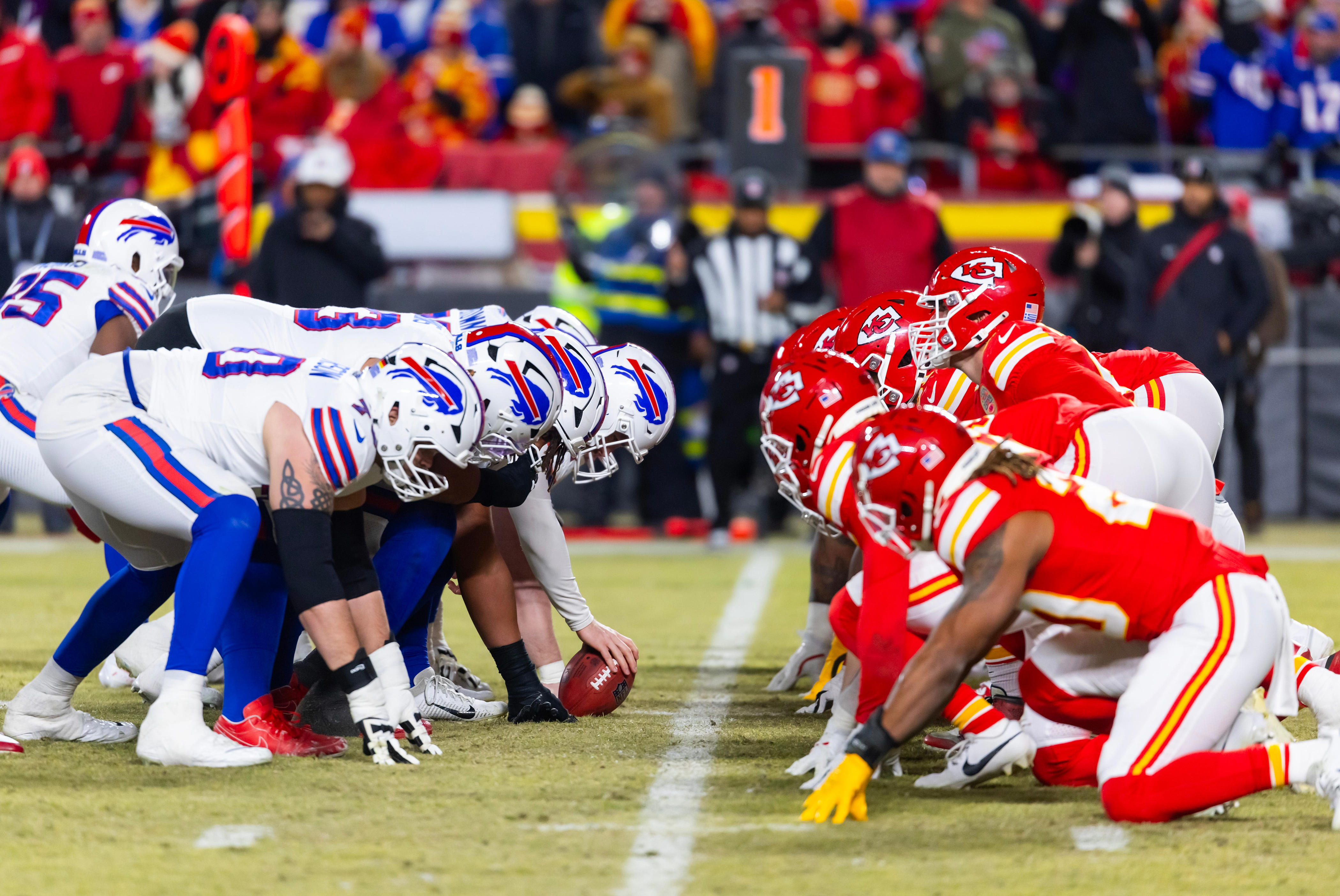 How does Pro Football Focus rank all 32 offensive lines ahead of the ...