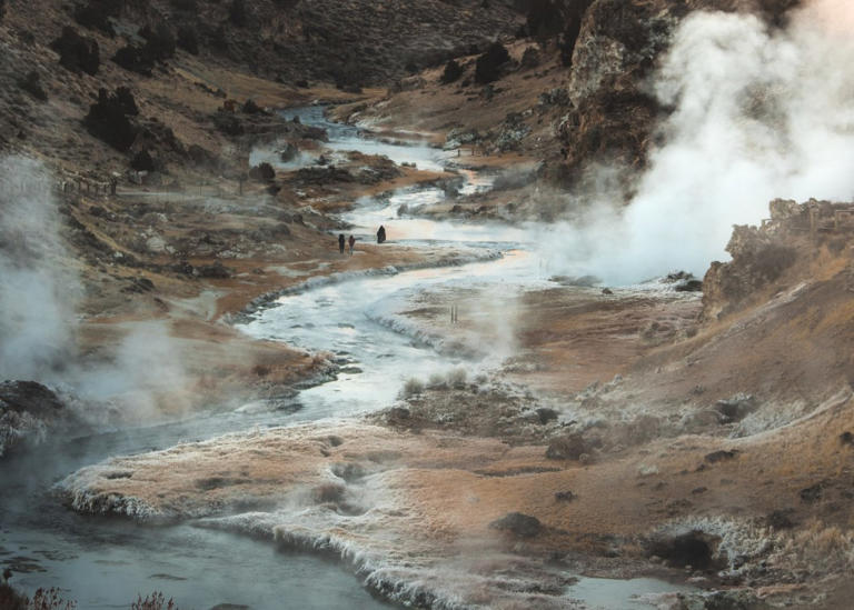 25 California hot springs so spectacular they feel like nature’s own ...