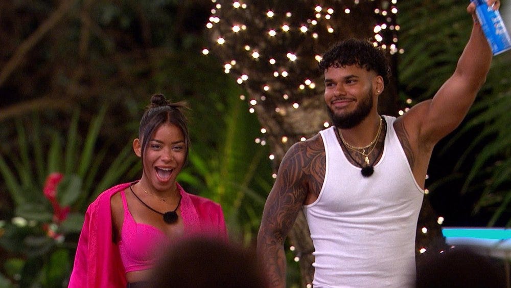 Who is Amaya Espinal? Who is Bryan Arenales? Facts about the 'Love Island USA' couple