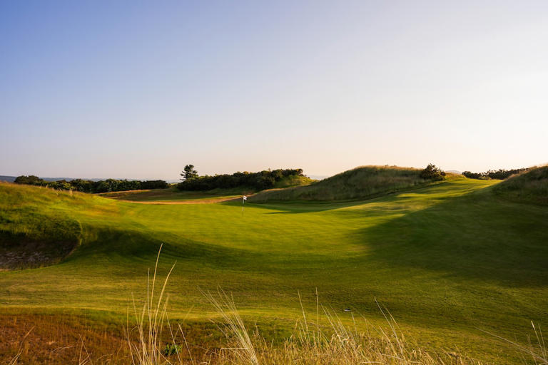 Check out this 'unforgettable' first look at a new Tom Doak-designed ...