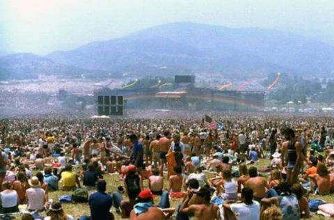 15 Photos Remembering The US Festival In 1983