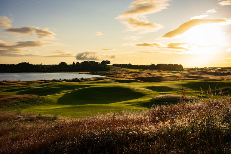 Check out this 'unforgettable' first look at a new Tom Doak-designed ...