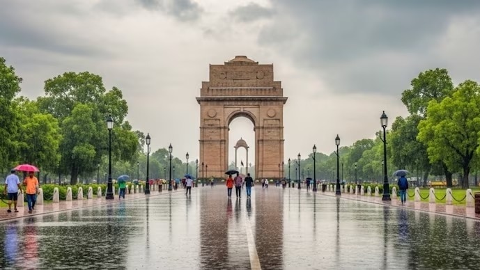Heavy rain across Delhi-NCR, red alert sounded for next 2 hours