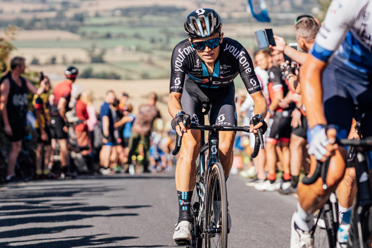 Shielded from the glare of expectation at the Tour de France, Oscar ...