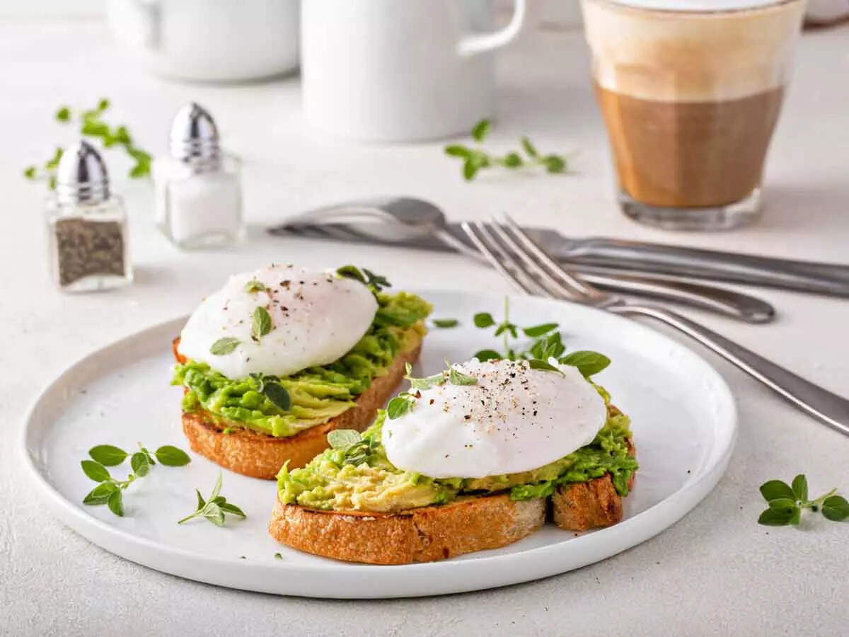 Avocado lover? Try these healthy 6 breakfast ideas for weight loss & energy